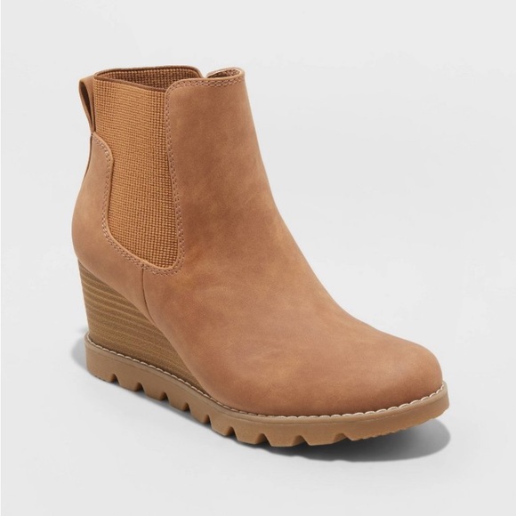 Universal Thread | Shoes | Universal Thread Boots Chelsea New Wedge ...